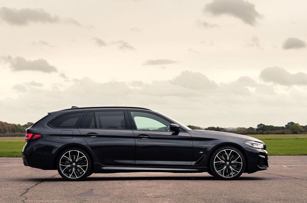 3.0 550e 22.1kWh M Sport Pro Touring 5dr Petrol Plug-in Hybrid ...