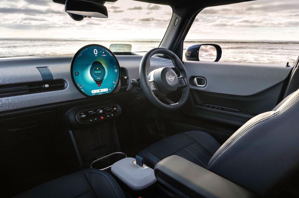 SE 54.2kWh Exclusive Hatchback 3dr Electric Auto (218 ps) | What Car?