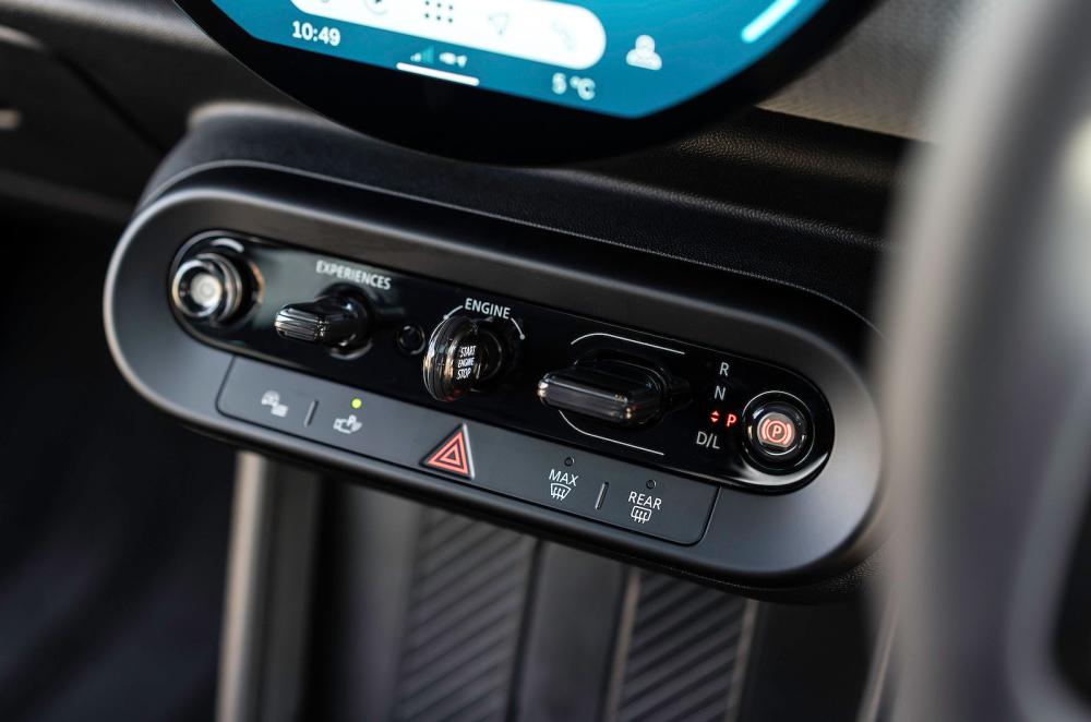 SE 54.2kWh Exclusive Hatchback 3dr Electric Auto (218 ps) | What Car?