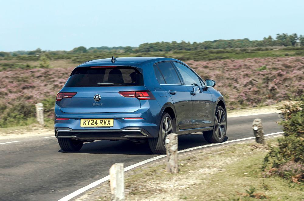 1.5 eTSI MHEV R-Line Hatchback 5dr Petrol Hybrid DSG Euro 6 (s/s) (150 ...