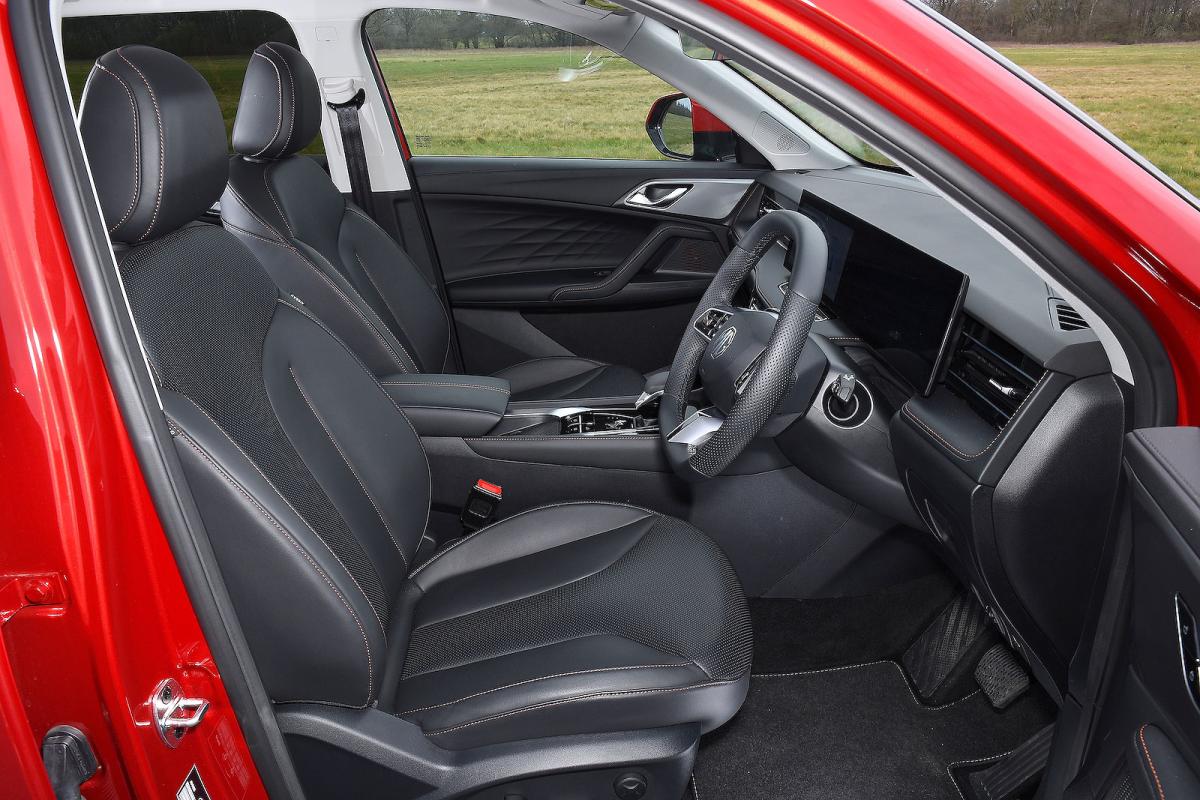 MG MG HS Models and Specifications | What Car?